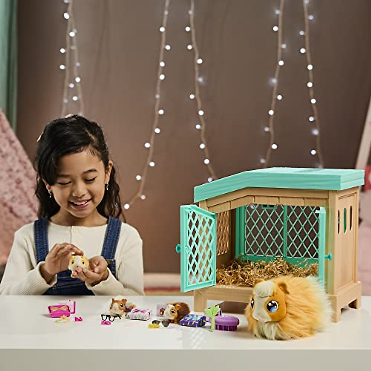 Little Live Pets - Mama Surprise | Soft, Interactive Guinea Pig and her Hutch, and her 3 Babies. 20+ Sounds & Reactions. for Kids Ages 4+, Multicolor, 7.8 x 11.93 x 11.38 inches