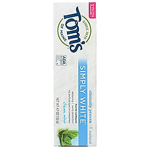 Tom's of Maine Simply White Natural Toothpaste, Whitening Toothpaste, Natural Toothpaste, Clean Mint, 4.7 Ounce