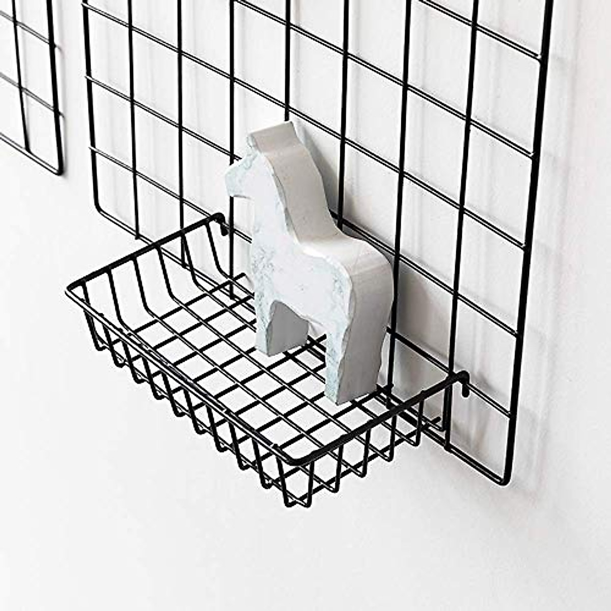 GBYAN 2 Pack Wall Grid Panels with Baskets Photo Display Wire Wall Organizer for Hanging Memo, Picture