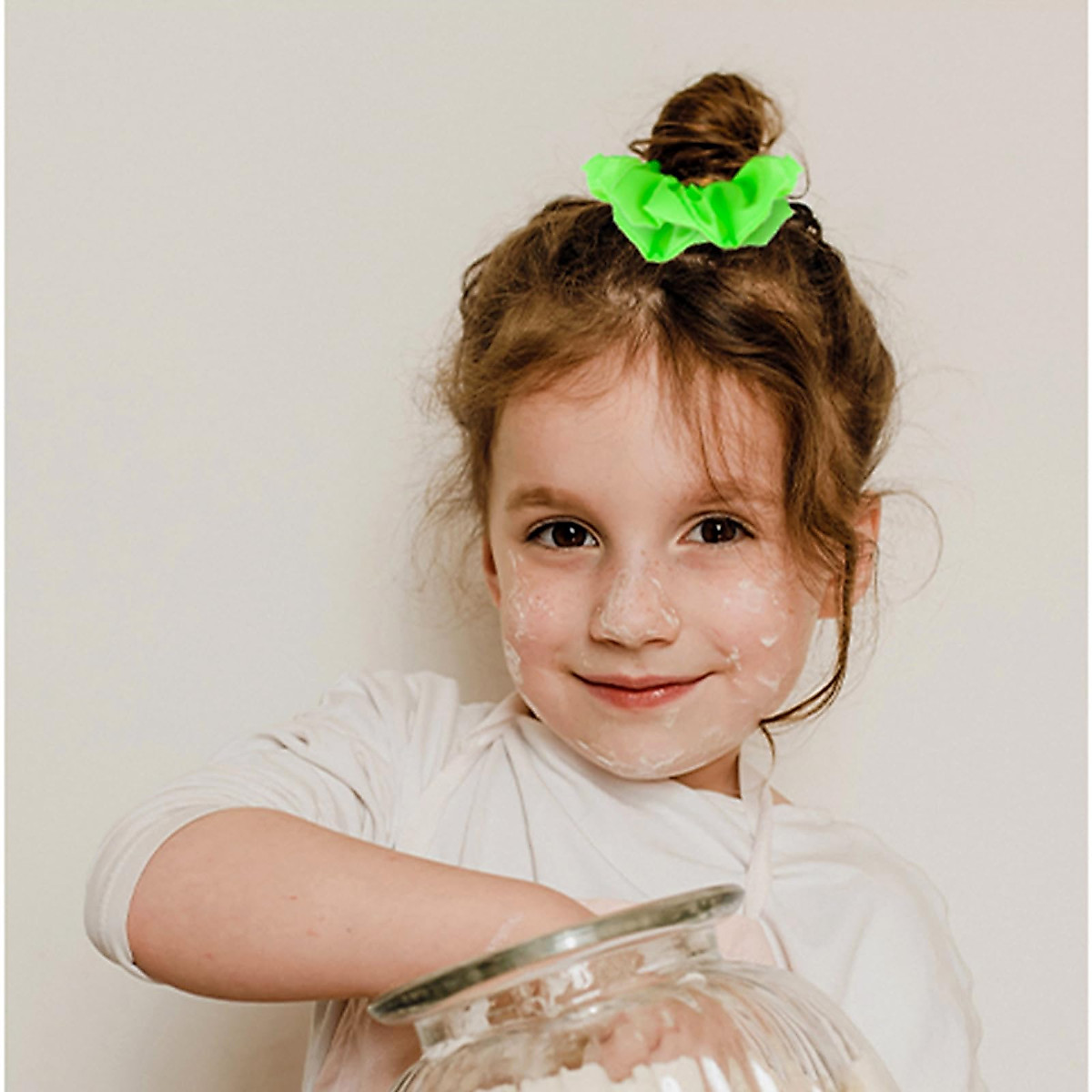 AUEAR, 8 Pack Neon Scrunchies, 80s Hair Accessories Bright Colors Scrunchy Premium Elastic ties Ponytail Bands for Women 90s Party Outfits Workout Costumes