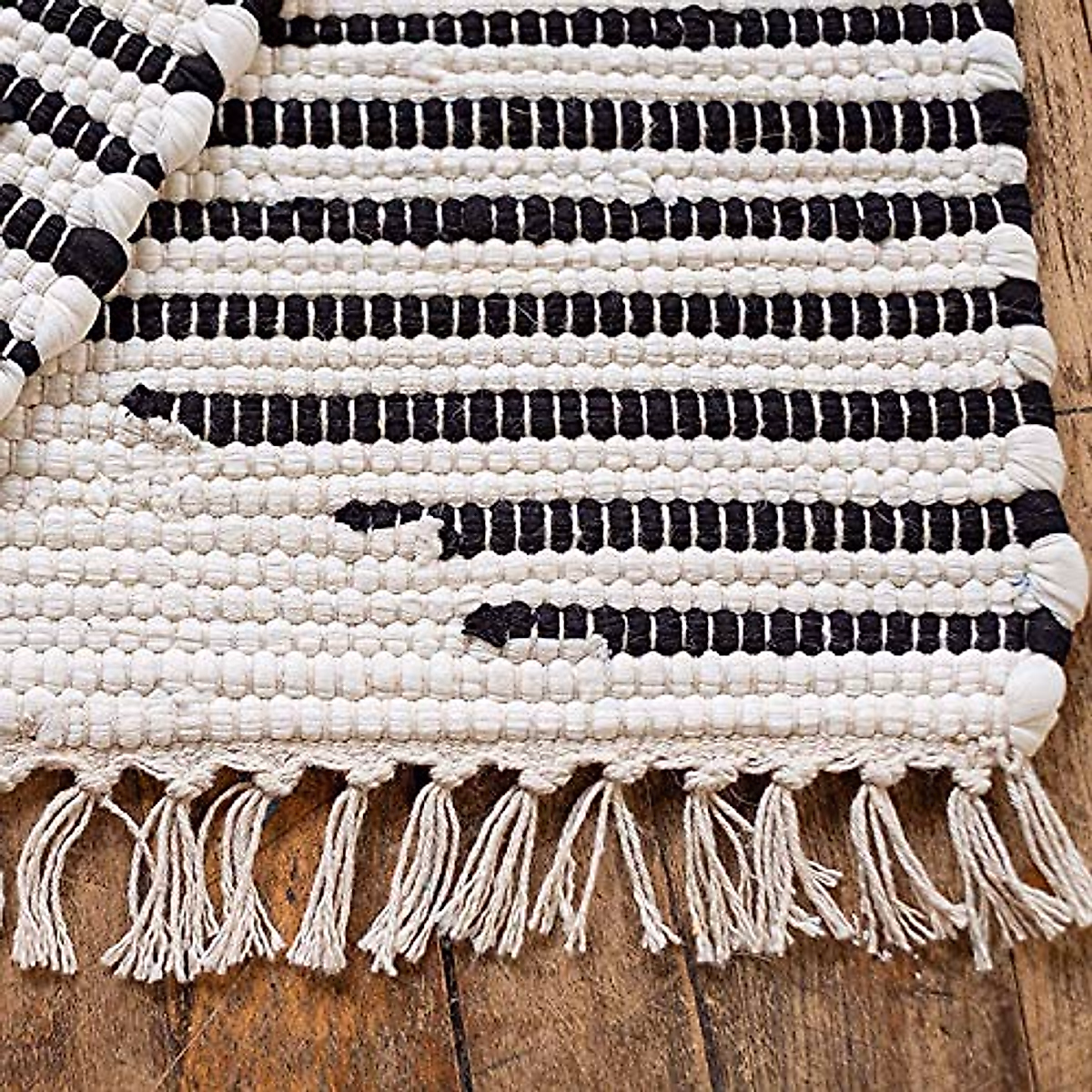Kent & West - Accent Rug | Handwoven | Natural Cotton | Black Pattern | Fringed Ends | 23" x 35"