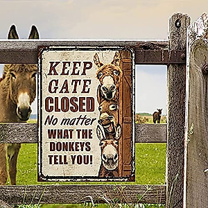 GEDSINGFarm Keep Gate Closed Metal Sign, Gift for Farmer, Donkey Lover Gift, Donkey Warning Sign, Welcome Sign, Vintage Rust Styled Farmhouse Decor 8x12