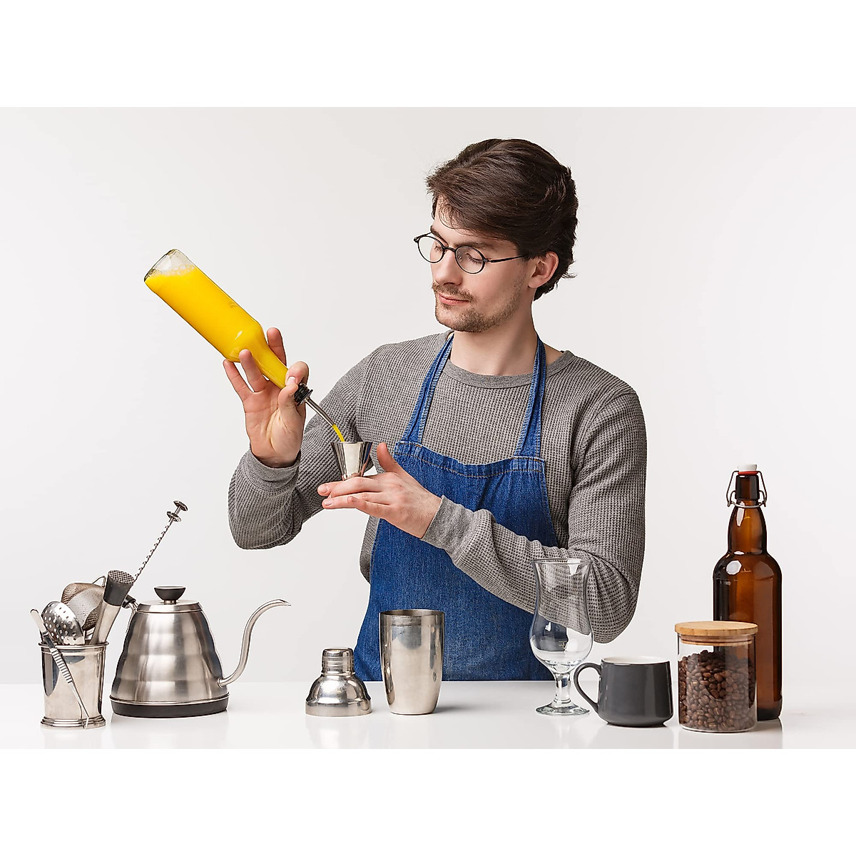 6 Pcs Liquor Bottle Pourers Oil Bottle Spout Stainless Steel Liquid Pour Spout with Covers for Oil, Wine, Vinegar and Liquid, Fit About 0.75 inch Inside diameter Bottle Mouth