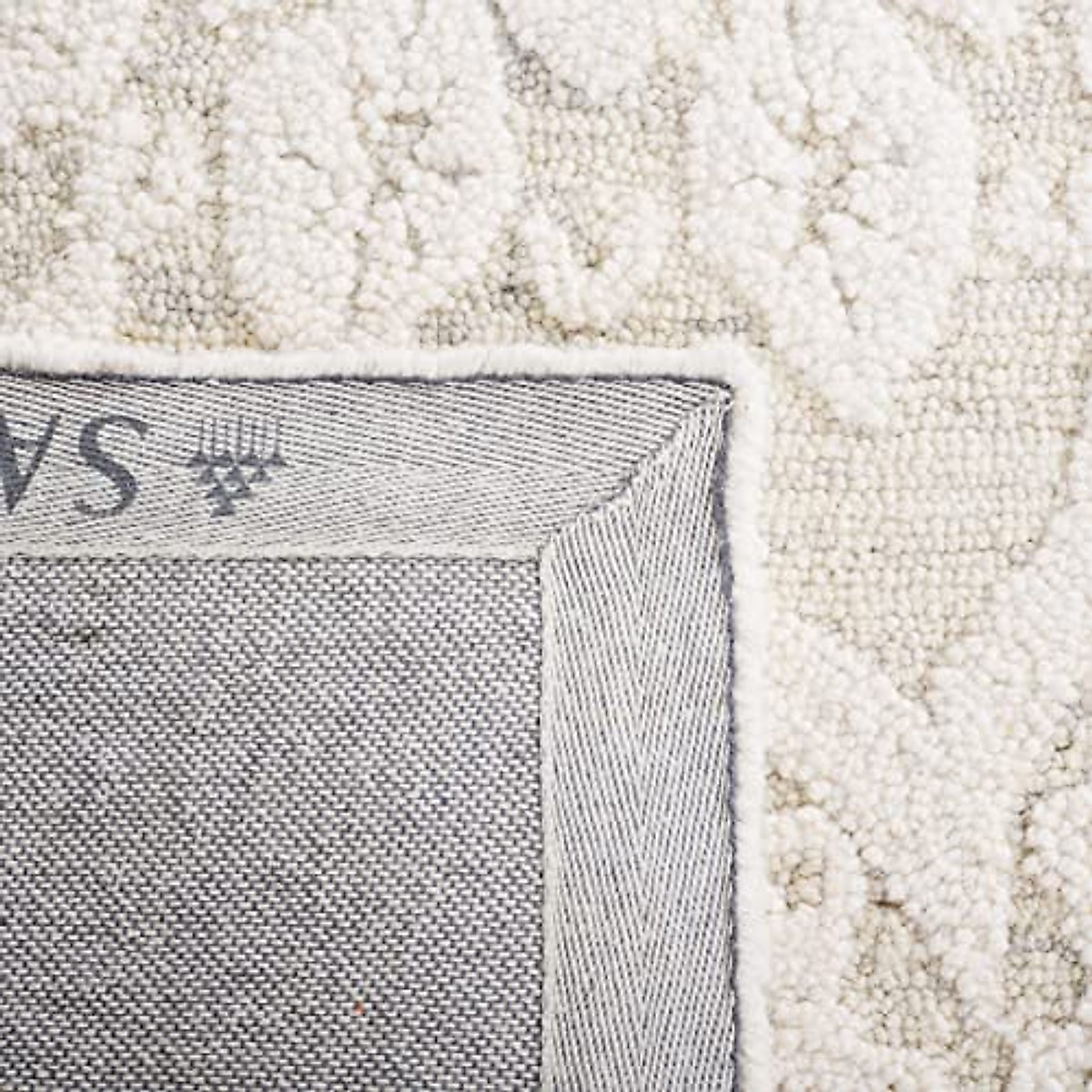 Safavieh Blossom Collection 6' x 6' Square Ivory/Grey BLM108F Handmade Medallion Wool Area Rug