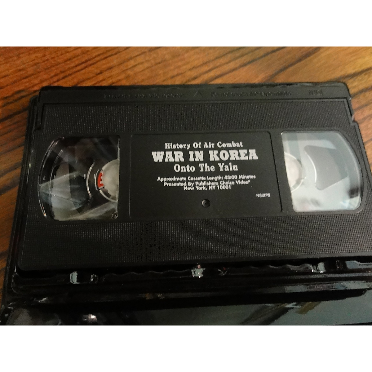 War in Korea Onto the Yalu : History of Air Combat (VHS)