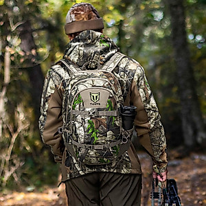 TIDEWE Hunting Backpack with Waterproof Rain Cover, 25L Hunting Pack, Durable Hunting Day Pack for Bow Rifle Gun (Next Camo G2)