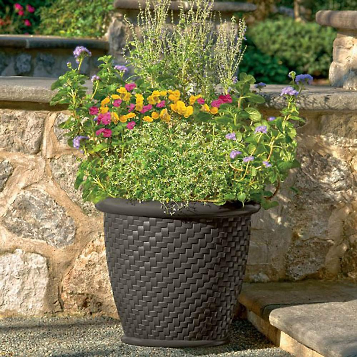 Suncast 1807J4 TRV174255 18" x 16.5" Resin Planter-Lightweight Contemporary Flower Po, Dark Brown
