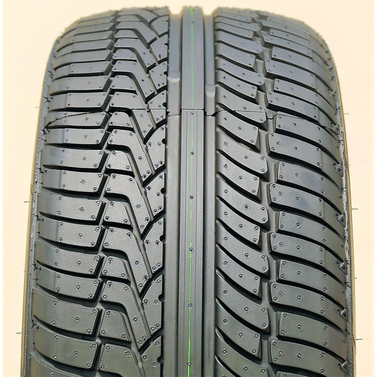 Forceum Heptagon SUV All-Season Truck/SUV Performance Radial Tire-255/55R18 255/55/18 255/55-18 109V Load Range XL 4Ply BSW Black Side Wall UTQG 400AA