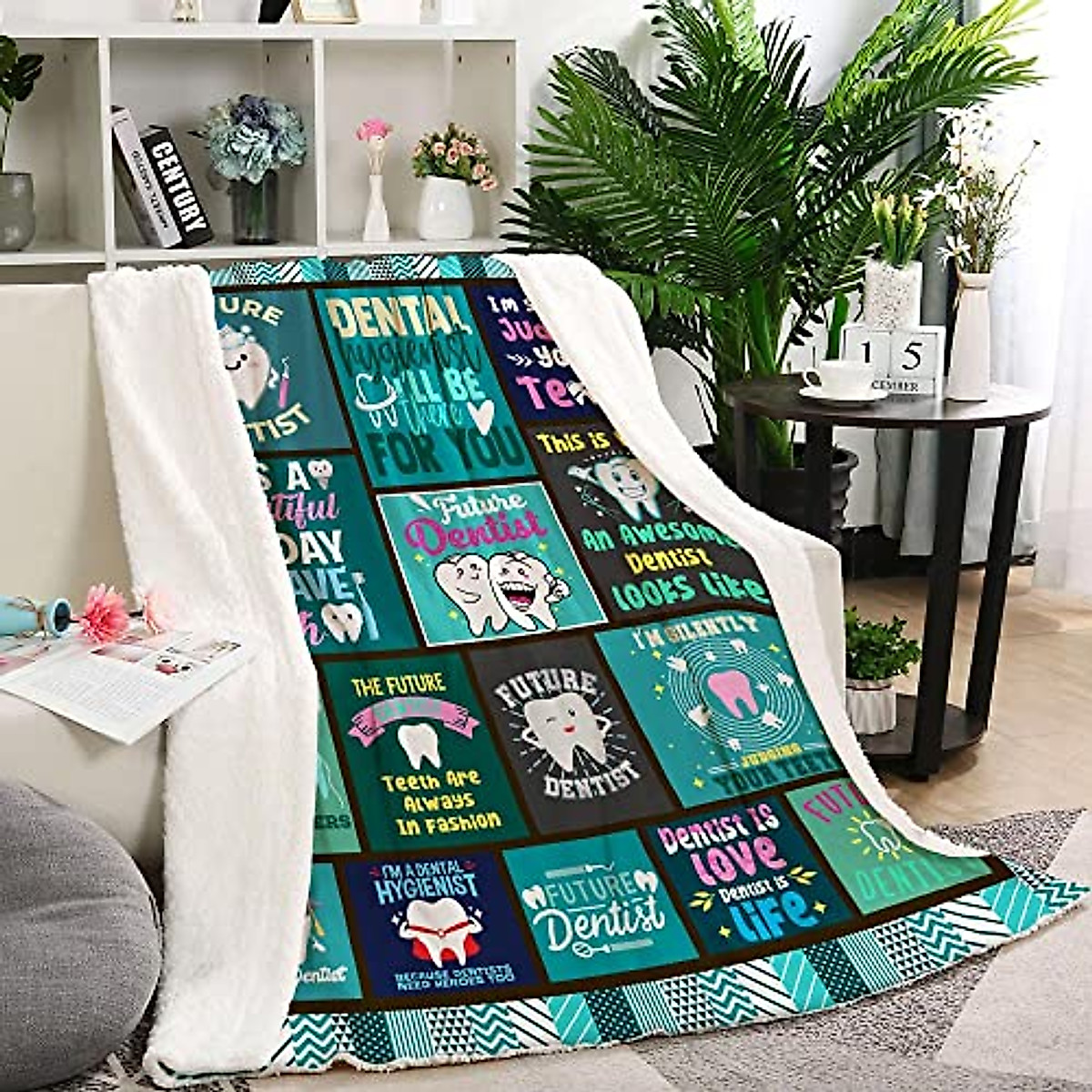 CYREKUD Dental Hygienist Gifts Blanket,Hygienist Gifts for Women Throw Blanket,Dental Office Gifts for Hygienist,Dental Assistant Nurse Gifts Coworker Christmas Blanket for Couch Sofa Decor 50"x60"