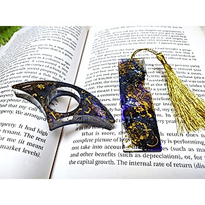 Set of Fantasy Resin Bookmark and Book Thumb Page Holder, Book Accessories, Reading Gift Set, Booklovers Gift, Birthday Gifts, Mothers Day Gift, Teachers Christmas Gift, Bookworm Gift Box