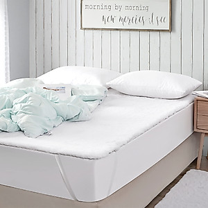 Chunky Bunny - Coma Inducer® Full XL Bed Topper - White