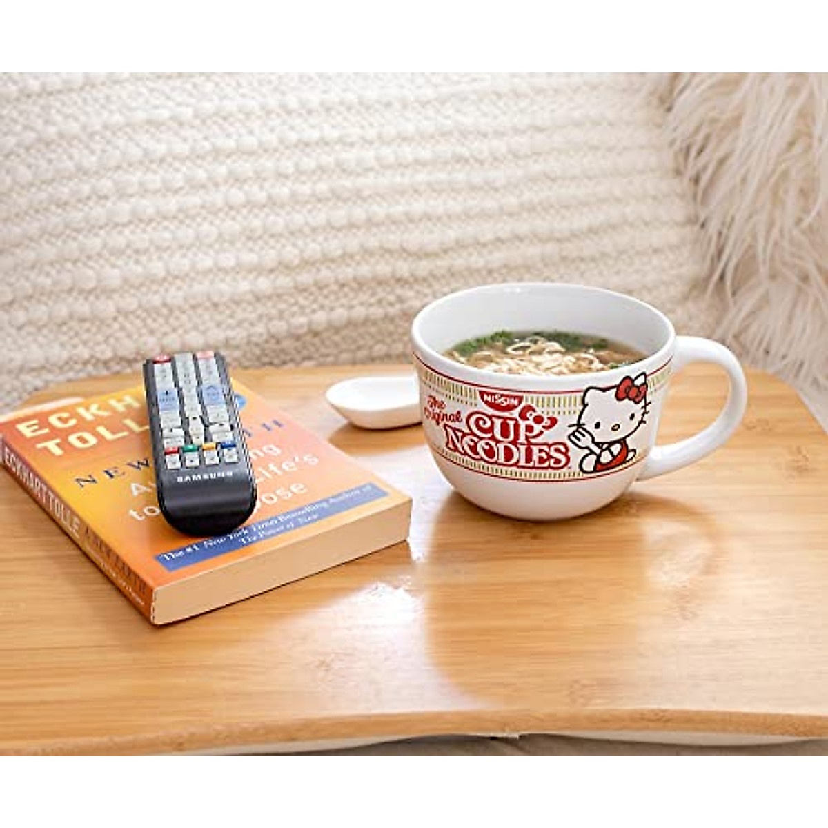 Toynk Sanrio Hello Kitty x Nissin Cup Noodles 24-Ounce Ceramic Soup Mug | Bowl For Ice Cream, Cereal, Oatmeal | Large Coffee Cup For Espresso, Caffeine, Beverage | Cute Home & Kitchen Essentials