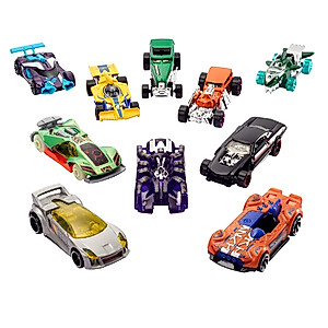 Hot Wheels Rewards Car Pack of 10 Individually Wrapped 1:64 Scale Die-Cast Vehicles in Opaque Bags with Gold Stickers, Rewards or Prizes for Kids 3 Years Old & Up