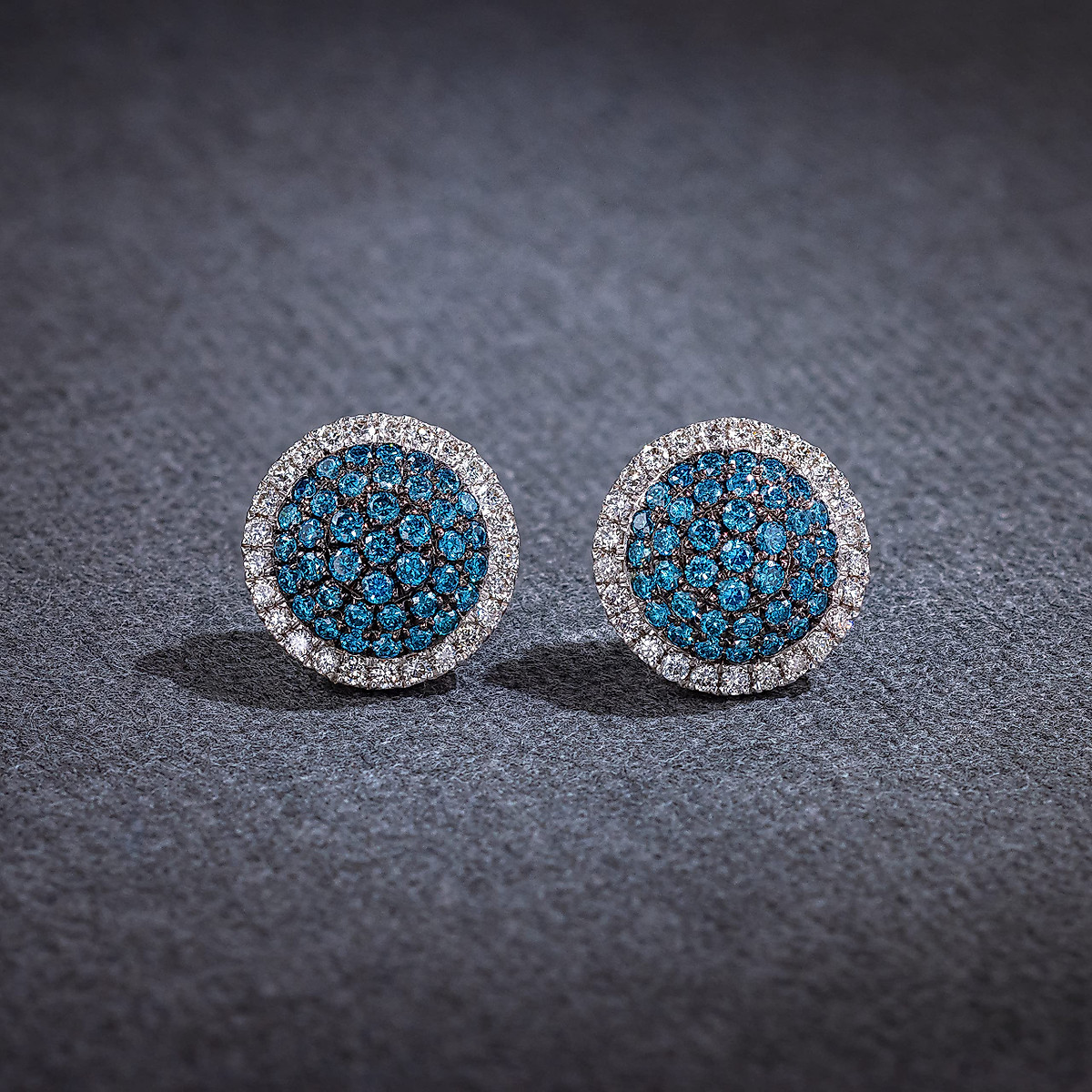 LE VIAN 7/8 Carat White and Blue Diamond Round Halo Stud Earrings with Push Backs for Women in 14k White Gold (H-I/Fancy Blue, SI2-I1, cttw)