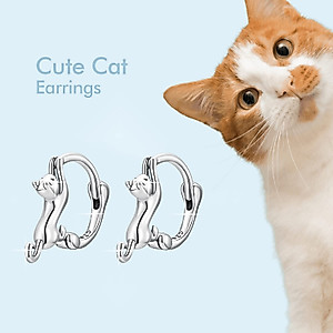 MUNDELL 925 Sterling Silver Cute Cat Huggie Hoop Earrings for Cat Lovers Hypoallergenic Hoop Earrings Statement Fine Jewelry