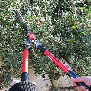 TABOR TOOLS B620A Hedge Shears with Wavy Blade for Trimming Borders, Boxwood, and Bushes, Manual Hedge Clippers with Comfort Grip Handles.
