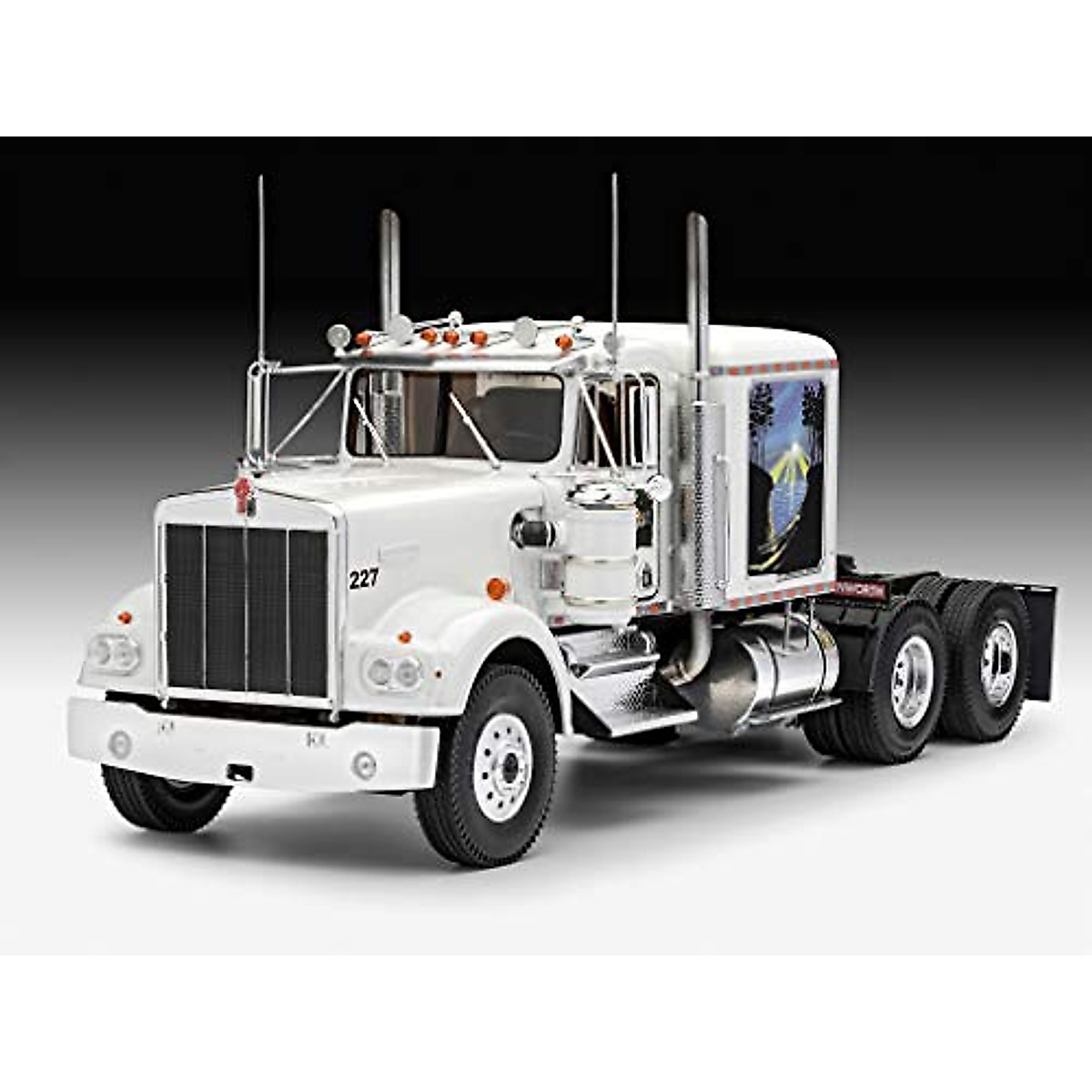 Revell RV07659 1:25 - Kenworth W-900 Plastic Model kit 1/25