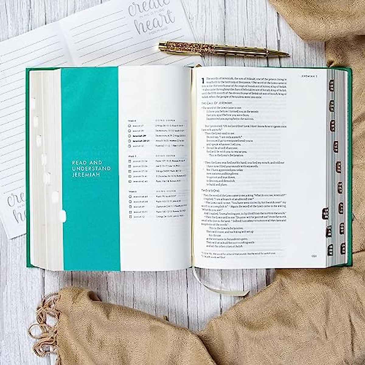 CSB She Reads Truth Bible, Emerald Cloth Over Board, Indexed, Limited Edition, Black Letter, Full-Color Design, Wide Margins, Journaling Space, Devotionals, Reading Plan, Easy-to-Read Serif Type