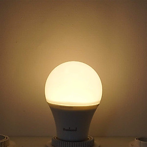 Dusk to Dawn Light Bulb,Build in Light Sensor Detector,9W(60W Equivalent),A19 Photocell Sensor Bulb,No Timer Required,3000K Warm White,for Indoor or Outdoor Use,Boundary,Garage,Patio,2-Pack by Boxlood