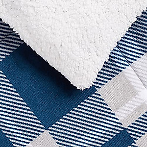 Amazon Basics Ultra-Soft Micromink Sherpa 3-Piece Comforter Bed Set, Full/Queen, Navy Plaid