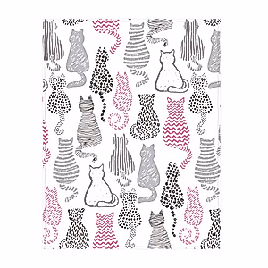 QH 58 x 80 Inch Cute Cat Print Super Soft Throw Blanket for Bed Couch Sofa Lightweight Travelling Camping Throw Size for Kids Adult All Season