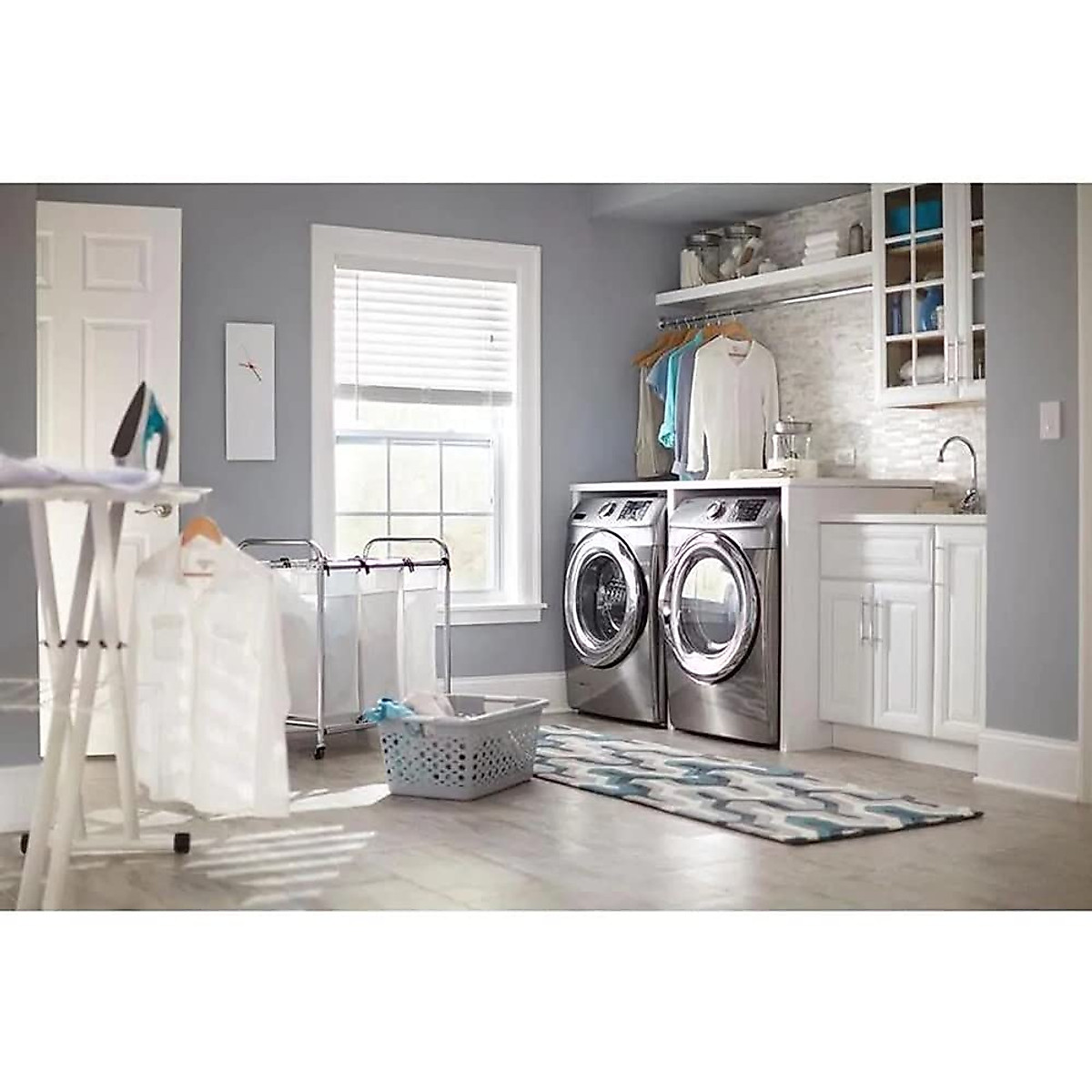 Lutron Claro 1 Gang Decorator/Rocker Wallplate, Gloss, Black (1-Pack) | CW-1-BL (Pack of 2)