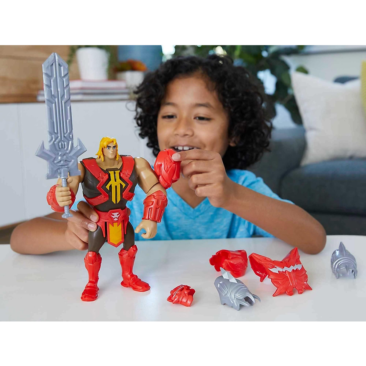 Masters of the Universe Deluxe He-Man Power Attack Action Figure, 8.5-in Battle Character for Storytelling Play, Gift for Fans 4 Years and Older