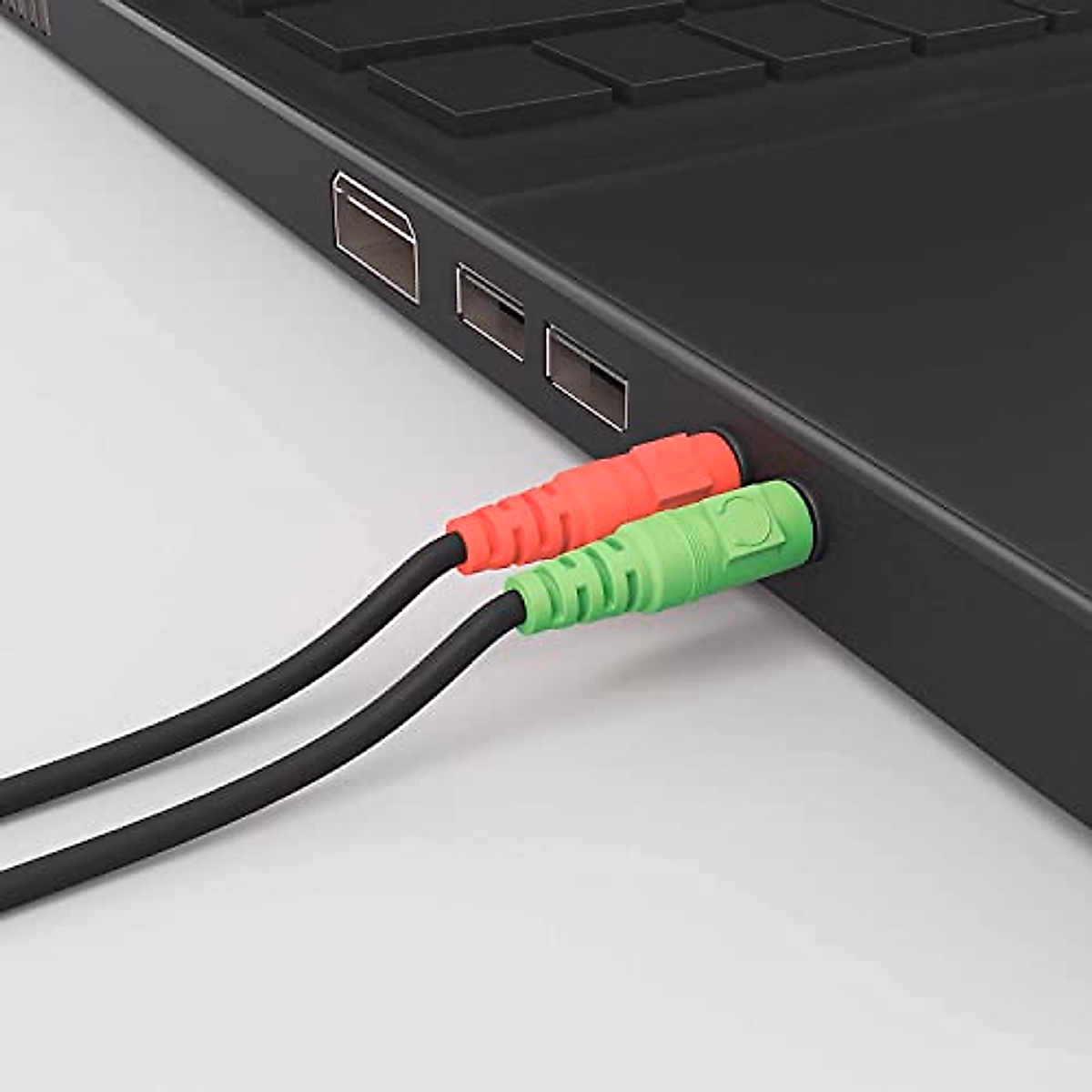 V-8 Mic + Audio Splitter for Computer 3.5mm Female to 2 Dual 3.5mm Male Y Splitter Cable Smartphone Headphone Headset to Computer PC (Black)