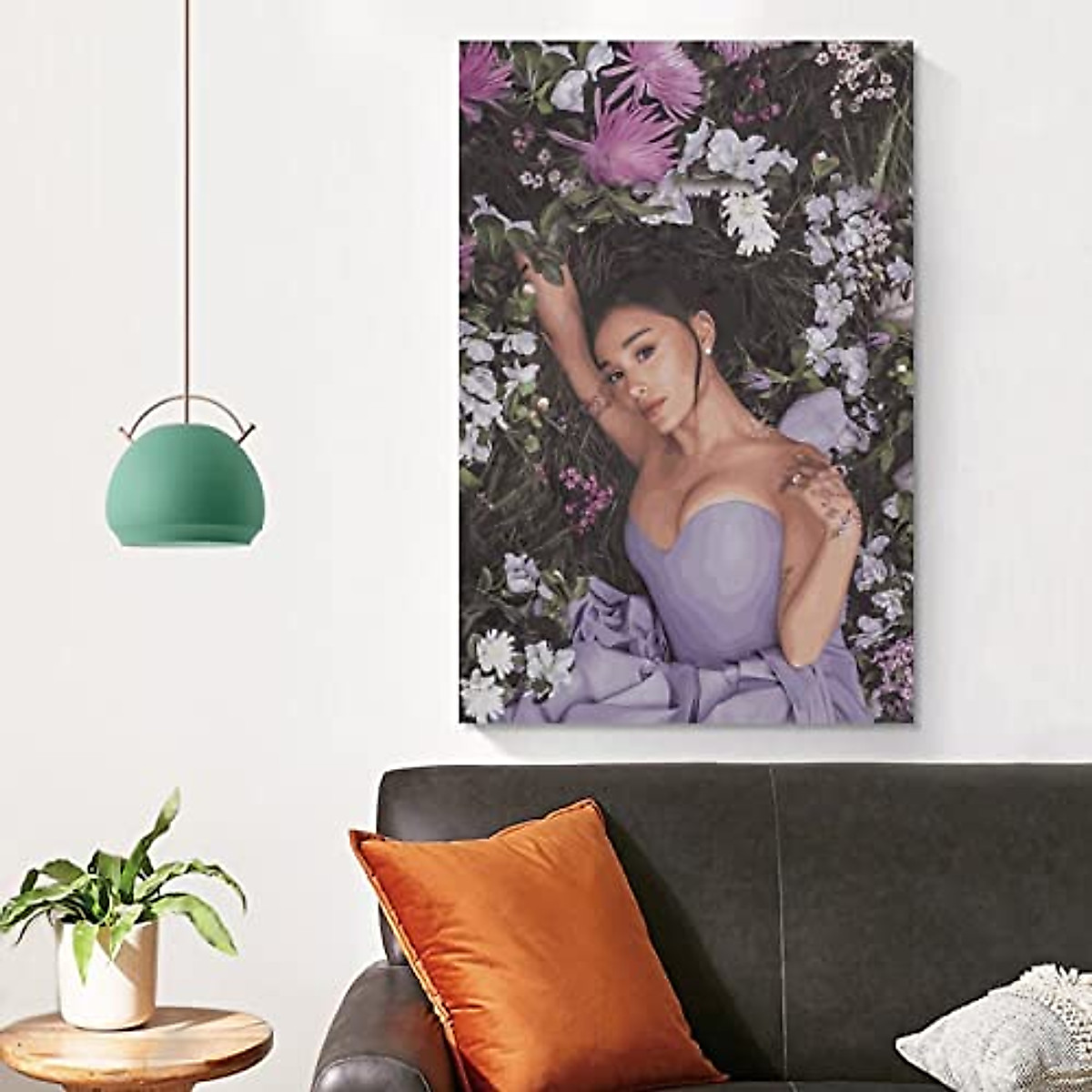 BIVEE Ariana Singer Grande Poster 08x12inch(20x30cm) Decorative Painting Canvas Wall Art Living Room Posters And Prints Unframed Wall Art Gifts Decor