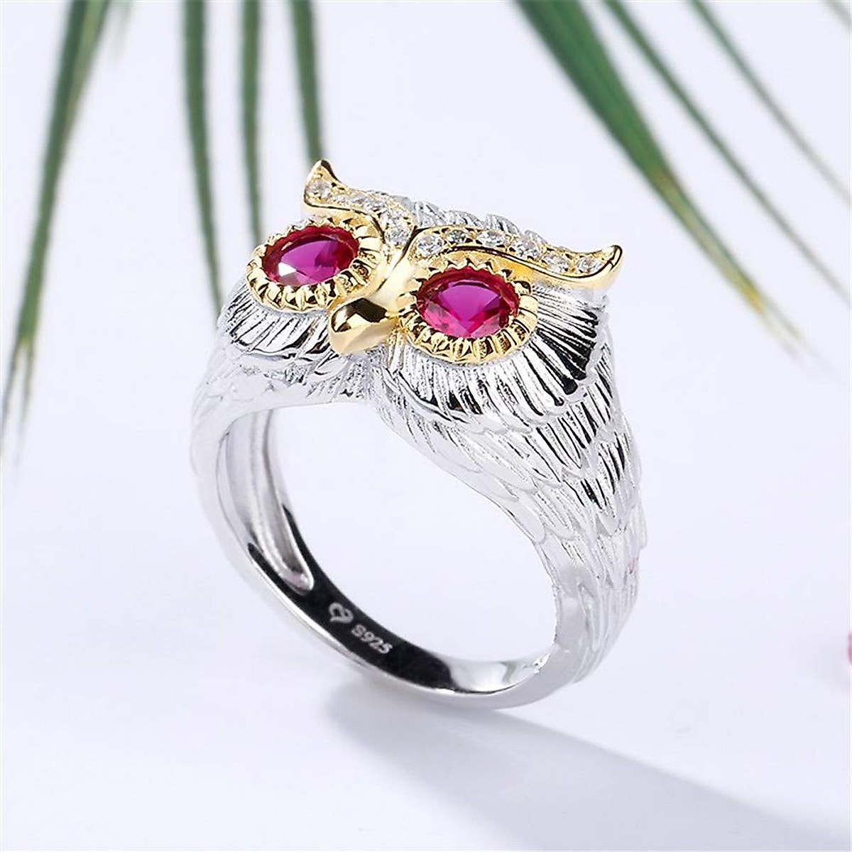 Jeulia 2 Carat Owl Rings for Women Round Cut Feather Engagement Ring 925 Sterling Silver Wedding Rings with Ruby Owl Eye CZ Solitaire Promise Anniversary Rings with Jewelry Gift Box (7)