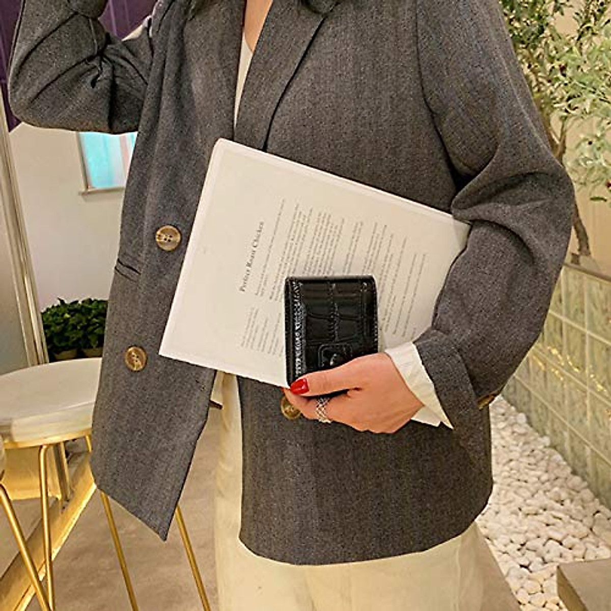 MOCOHANA Leather Makeup Lipstick Case with Mirror for Purse Cosmetic Pouch Travel Makeup Bag Holder Fits Most Popular Brands of Lipstick