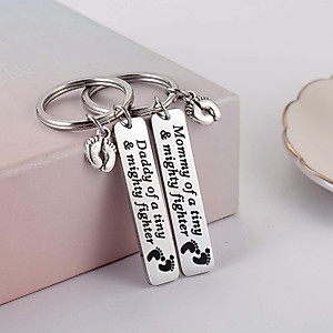 Ralukiia NICU Dad Mom Preemie Baby Gift - Mommy/Daddy of A Tiny Mighty Fighter Keychain Support NICU Parents Care Basket Neonatal Intensive Care Unit Gift