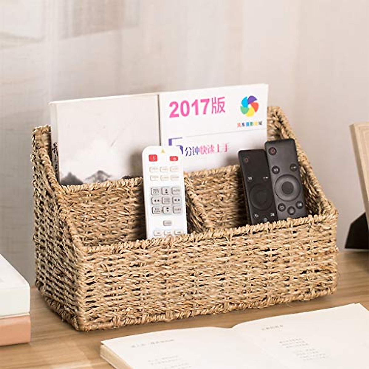 Storage Newspaper Baskets Straw Remote Control Yellow Desktop Rack Bookshelf Newspaper Rack Cosmetics Handmade Rack (Color : Yellow, Size : 30.59.518.5cm)