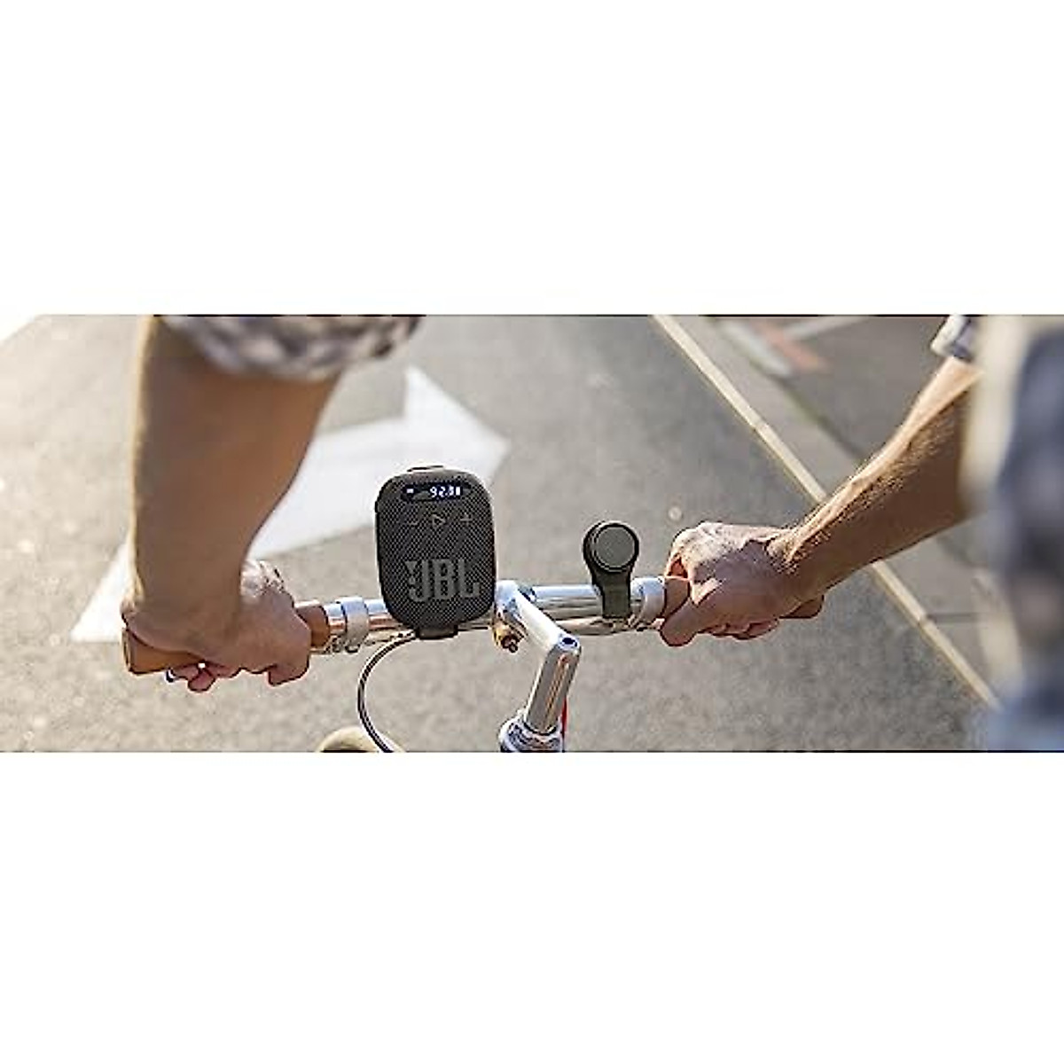 JBL Wind 3 Portable Bluetooth Speaker and FM Tuner Radio for Bike Handlebars