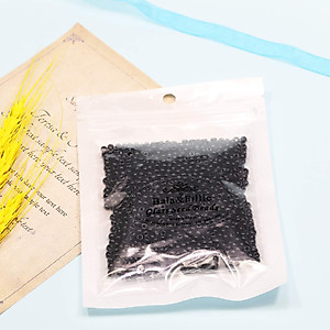 Bala&Fillic Opaque Black Color 4mm Seed Beads About 1200pcs/100Grams in Bag, 6/0 Glass Craft Beads for Making Bracelet and Necklace (Black)