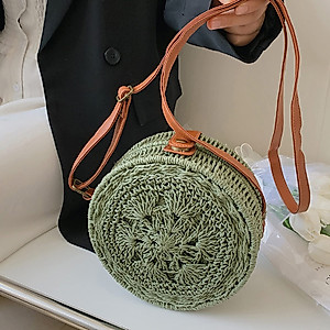 QTKJ Summer Beach bag, Handwoven Straw Bag, Round Hard Case Beach Tote Leather Shoulder Strap Designer Handbags for Women Shoulder Messenger Bag (Green)