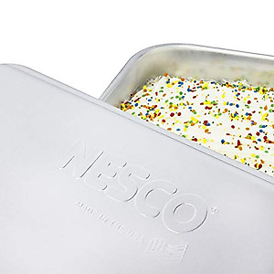 Nesco Aluminum Cake Pan with Classic Lid