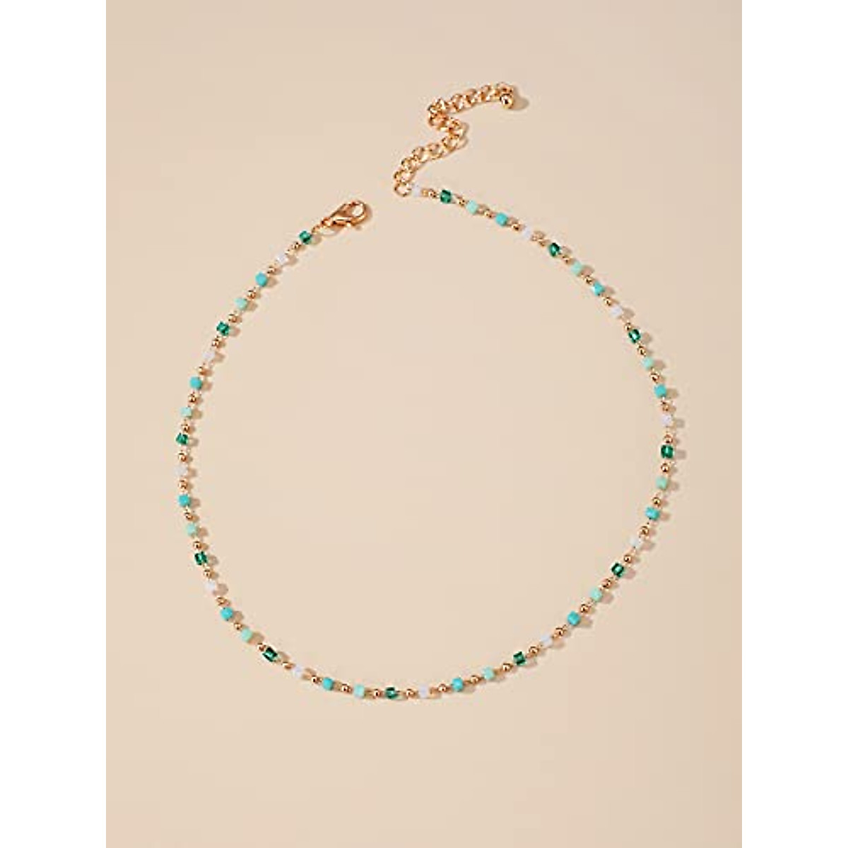 FUTIMELY Bohemia Green Beaded Beads Choker Necklace for Women,Simple Fresh Green Beaded Square Round Bead Choker Necklace Fashion Jewelry (Gold)