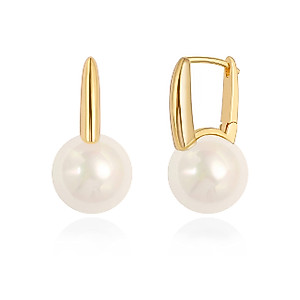 Aobei Pearl 18K Gold Plated Leverback Hoop Handpicked White Round Shell Pearl Drop Dangle Earring for Women Minimalist Simulated Pearl Ear Jewelry for Wedding Bridesmaids Gift
