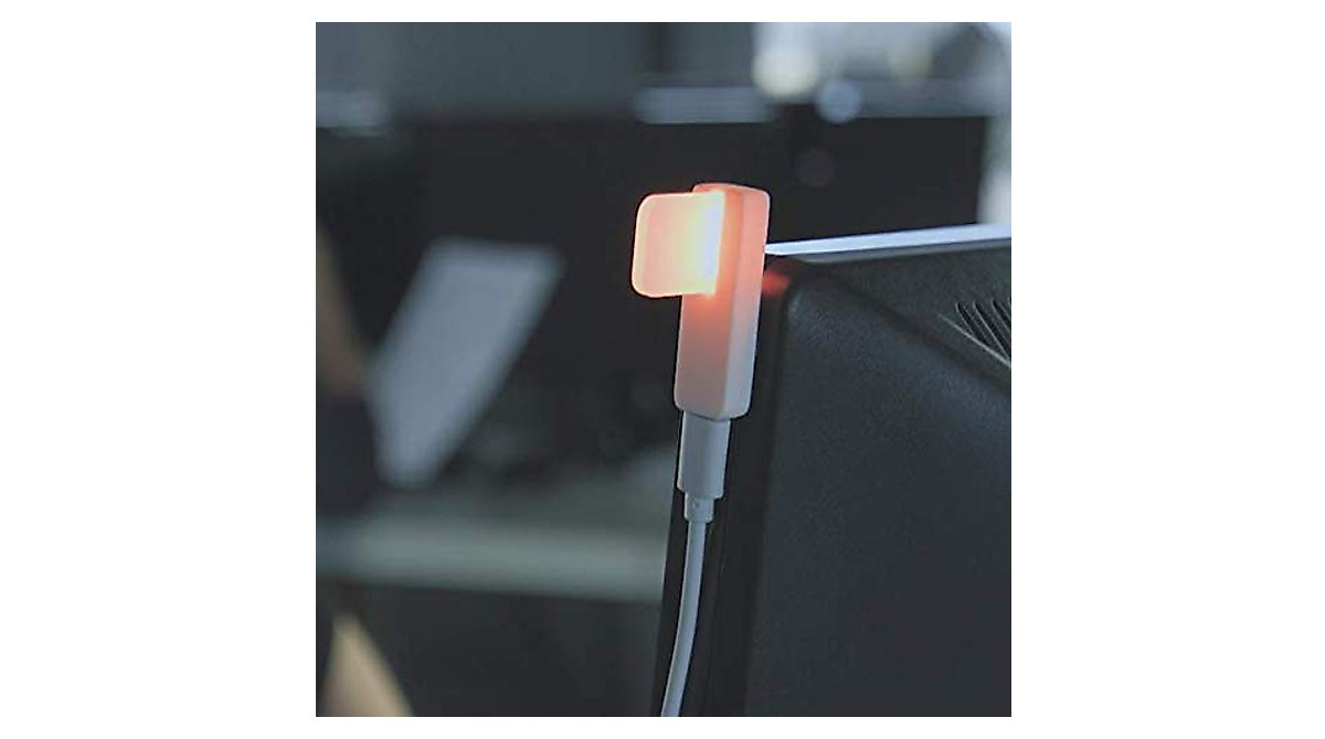 Luxafor Flag LED USB Busy Light | Control Your Workday