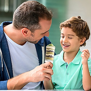 Angoily 30pcs Round Push-Up Cake Shooter Plastic Clear Cake Holder Push Pops Cake Container with Lid DIY Cake Holder Cup for Home Store for Ice Cream, Cake, Dessert