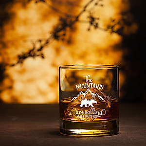 Perfectinsoy The Mountains Are Calling And I Must Go Whiskey Glass with Gift Box, Unique Gift Idea for Outdoor Mountaineering Enthusiasts, Birthday Gift Idea for Him, Dad, Grandpa, Uncle, Husband