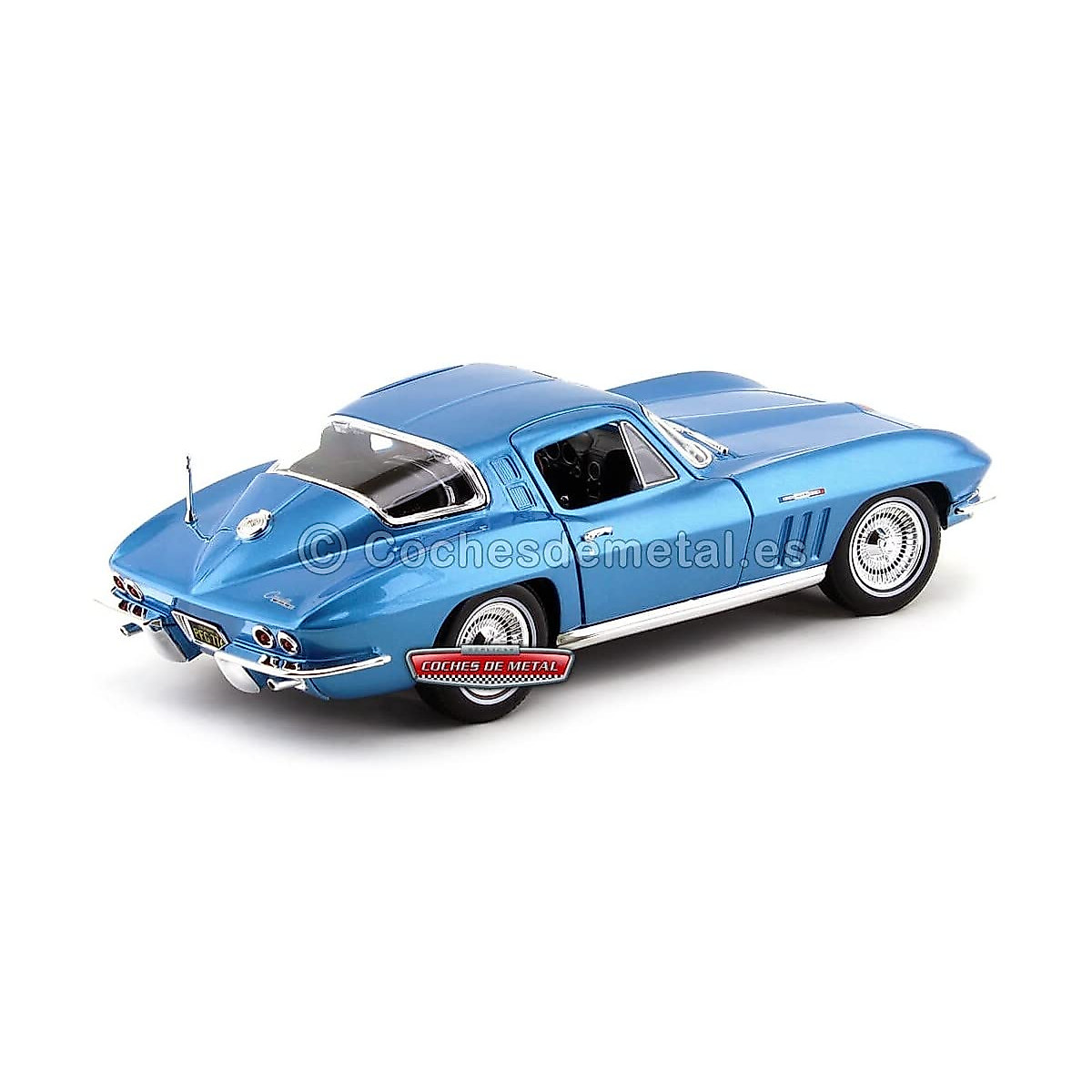 Maisto Die Cast 1:18 Scale 1965 Chevrolet Corvette (Colors May Vary)