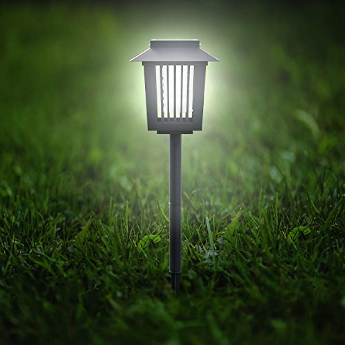Pure Garden Solar Power Uv Led Light – Black