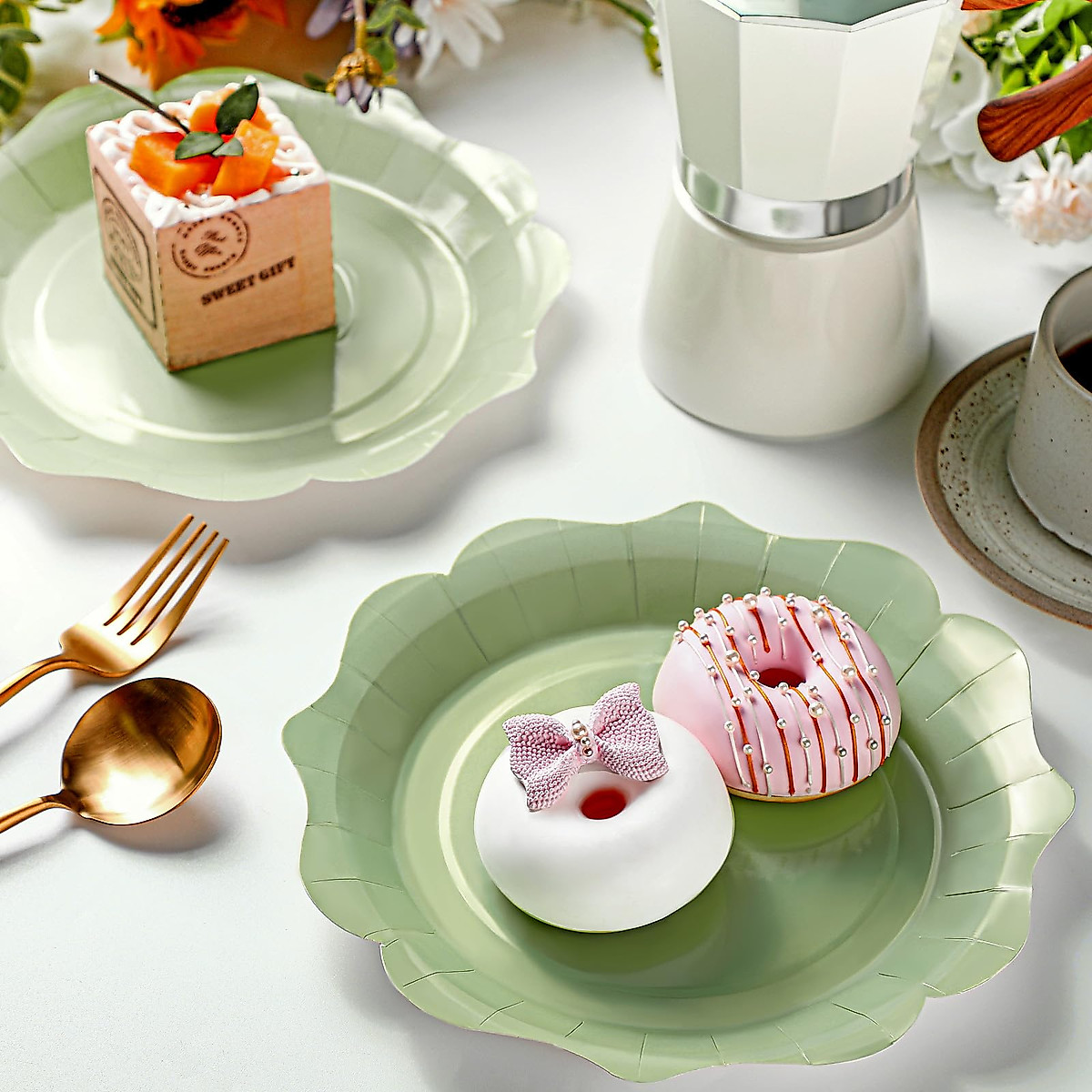 Mifoci 100 Pcs Sage Green Paper Plates Green Scalloped Edge Paper Plates 9 inches Disposable Serving Tray Sage Green Dessert Platters for Wedding Birthday Party Baby Shower Bridal Supply