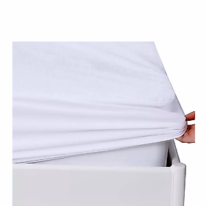 Vinyl Plastic Mattress Protector Fitted Sheet Style Waterproof Mattress Cover Breathable - Bed Wetting and Spill Protection for Mattress Fits a Mattress Up to 11.5" Deep (Twin 76" x 39" x 11.5" Deep)