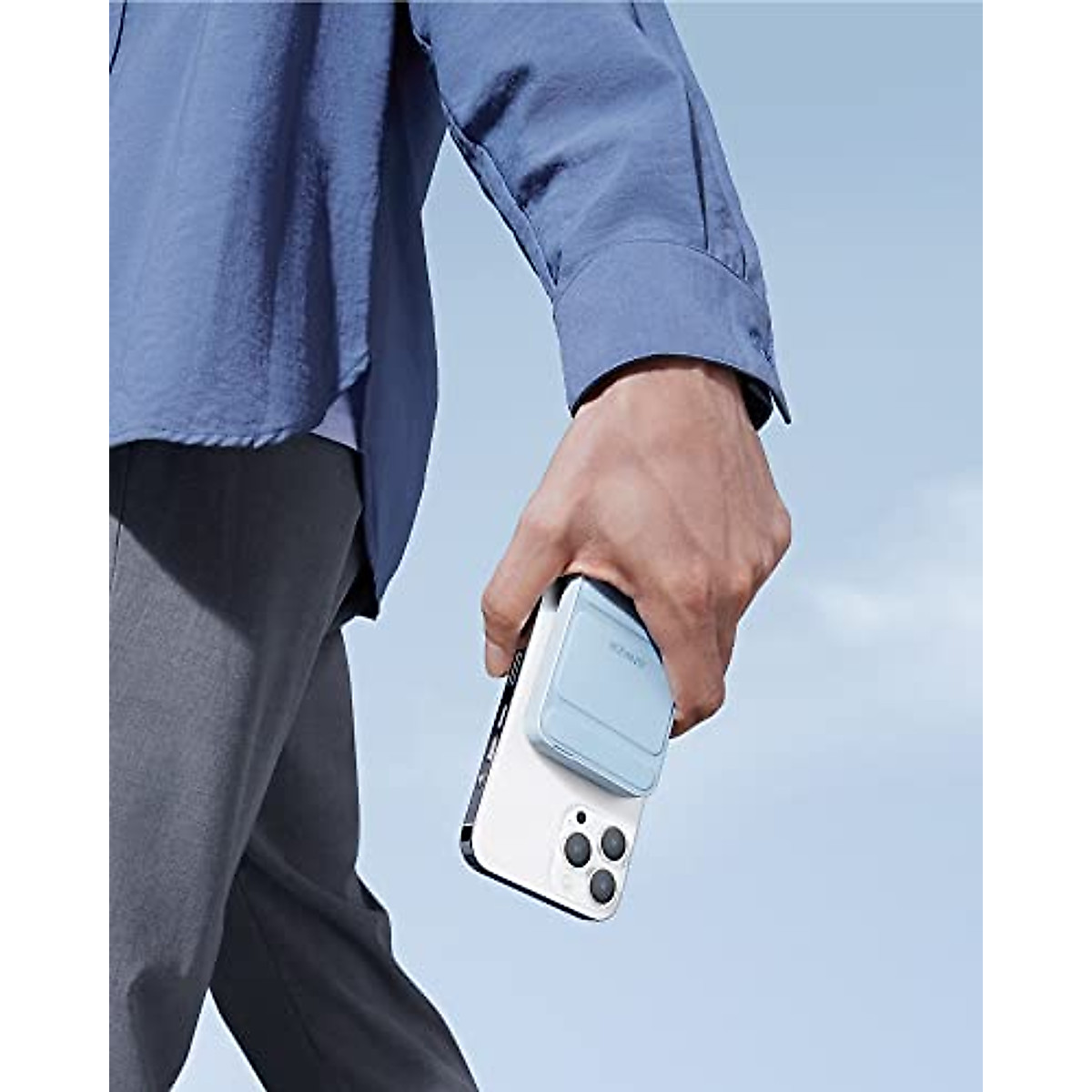 Anker Magnetic Battery (MagGo), 5,000 mAh Foldable Magnetic Wireless Portable Charger and USB-C for iPhone 15/15 Plus/15 Pro/15 Pro Max, iPhone 14/13 Series（Misty Blue）