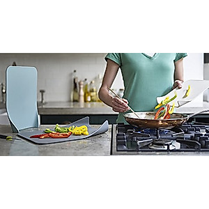 Joseph Joseph Nest Chop Set of Nesting Plastic Cutting Boards 13.25-inch x 10-inch Chopping Board Kitchen Prep Mat with Curved Edges 3-piece.