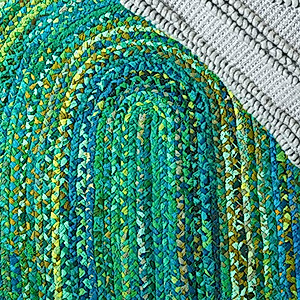 Safavieh Braided Collection Area Rug - 4' x 6' Oval, Green, Handmade Country Cottage Reversible Cotton, Ideal for High Traffic Areas in Living Room, Bedroom (BRD452Y)