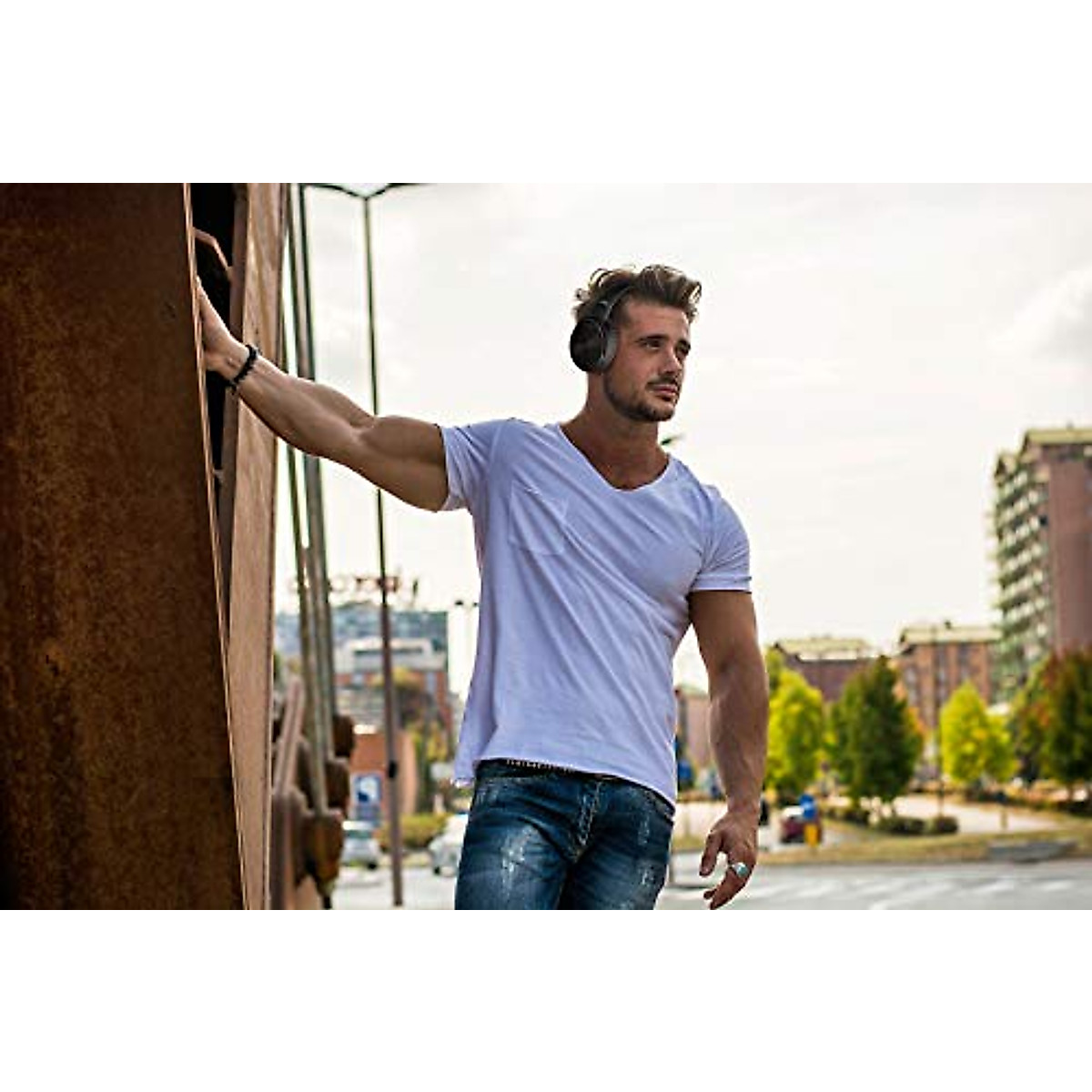 Altec Lansing MZX701- Gry Rumble Bass Boosted Over Ear Bluetooth Headphones with Omnidirectional Vibration, 10 Hour Battery Life and Voice Assistant Integration, Dynamic Bass, Grey